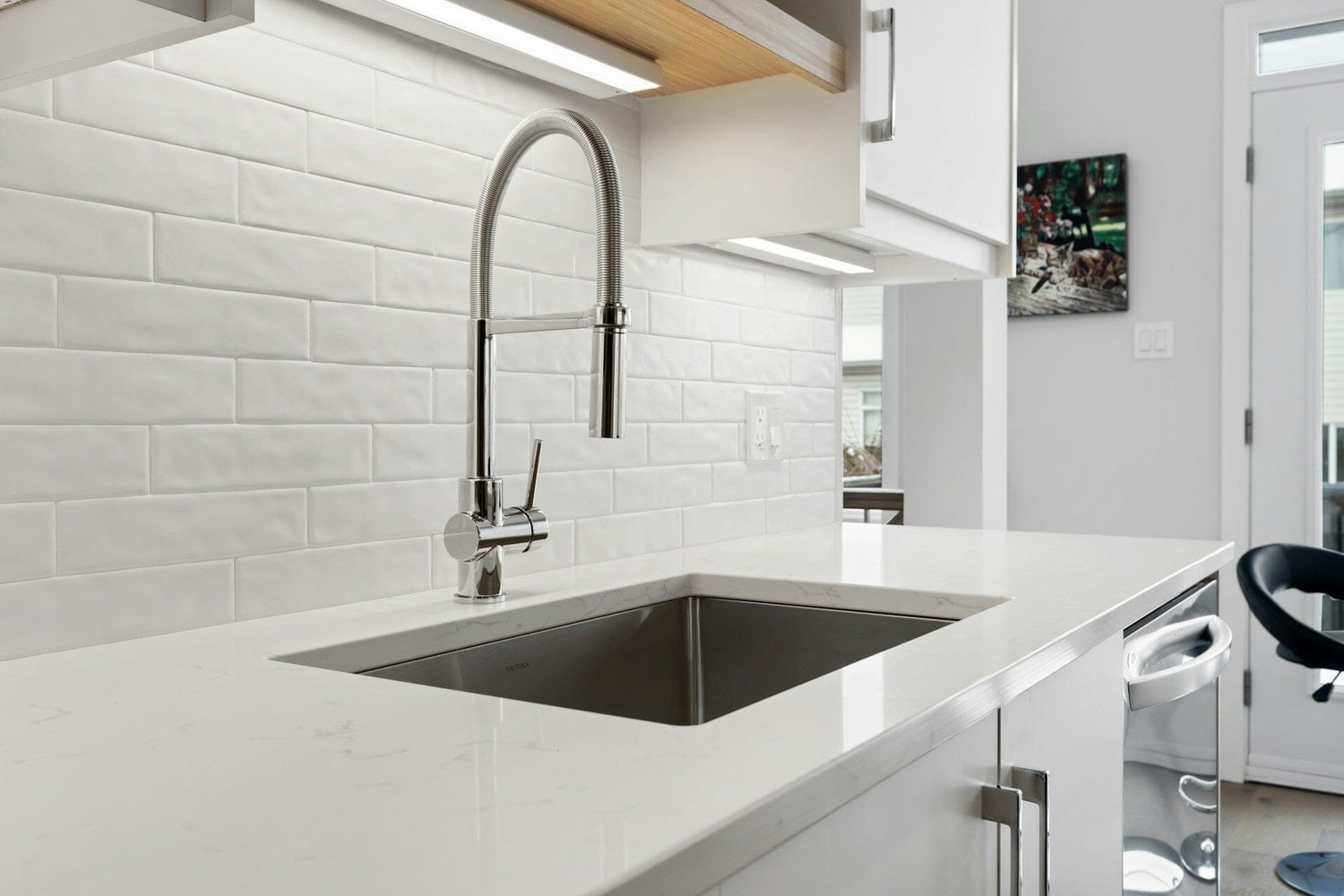 Sparkling Sink Secrets: Top Tips for a Clean Kitchen – TubShroom.com